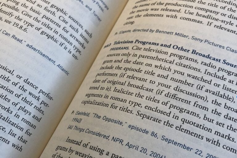 Bagaimana Menulis Daftar Pustaka: Format & Contoh