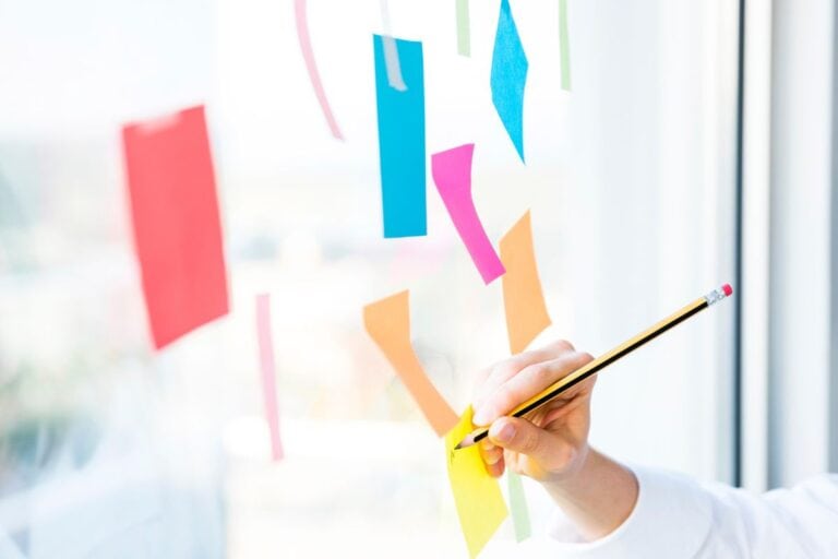 What Is a Vague Pronoun? Real Examples + Fixes