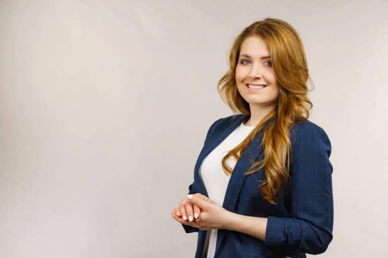 What Is Business Professional Attire? (With Examples)