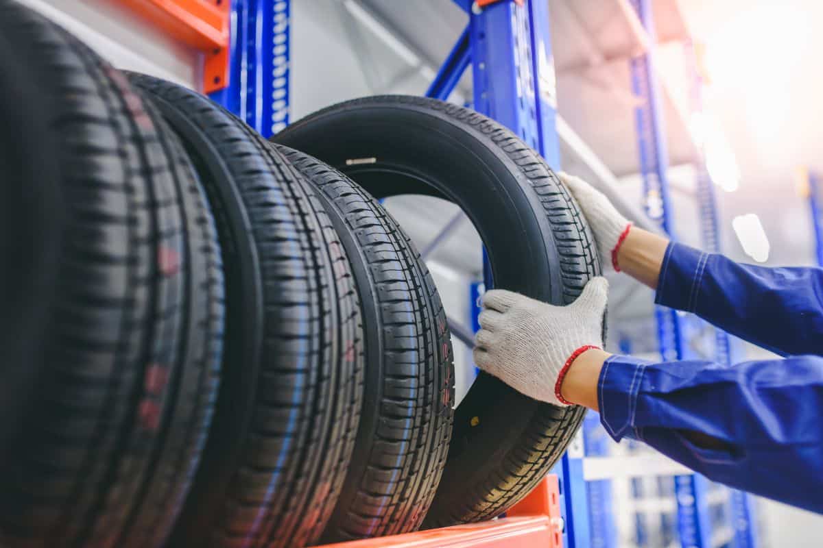 Tyre or Tire: What is the Difference?